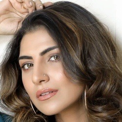 Rachel White - Age, Bio, Family | Famous Birthdays
