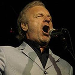 Colm Wilkinson - Age, Bio, Family | Famous Birthdays