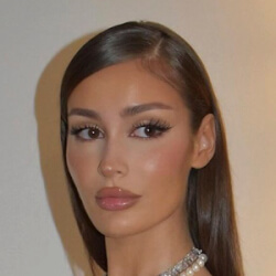 Darcy Williams - Age, Bio, Family | Famous Birthdays