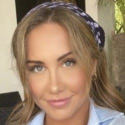 Katie Williams (Instagram Star) - Age, Bio, Family | Famous Birthdays