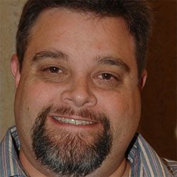 Dan Willis - Age, Bio, Family | Famous Birthdays