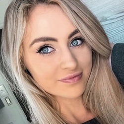 Maddie Wilson (Instagram Star) - Age, Bio, Family | Famous Birthdays