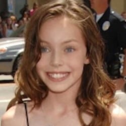 Julia Winter - Age, Bio, Family | Famous Birthdays