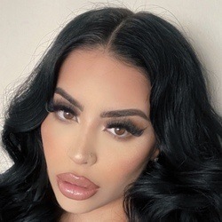 WowVal - Age, Bio, Family | Famous Birthdays