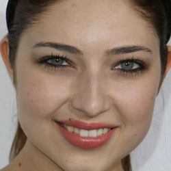 April 8 Celebrity Birthdays | Famous Birthdays