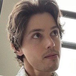 Tyler Young (TV Actor) - Age, Bio, Family | Famous Birthdays