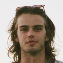 Dashell Zamm - Age, Bio, Family | Famous Birthdays