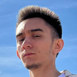 ZEPHY - Age, Bio, Family | Famous Birthdays
