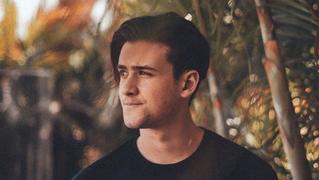 Chris Lanzon - Age, Family, Bio | Famous Birthdays