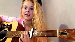 Emma Horan - Age, Family, Bio | Famous Birthdays