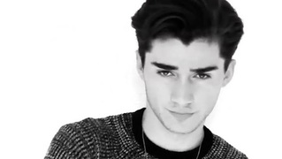 Flamur Ukshini - Age, Family, Bio | Famous Birthdays