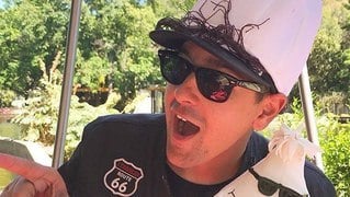 Justin Scarred - Age, Bio, Family | Famous Birthdays