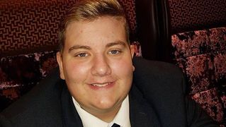 Kyle Tomlinson - Age, Family, Bio | Famous Birthdays