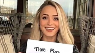 Leah Block - Age, Family, Bio | Famous Birthdays