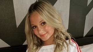 Maesi Caes - Age, Family, Bio | Famous Birthdays