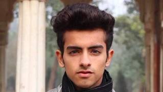 Sanket Mehta - Age, Family, Bio | Famous Birthdays
