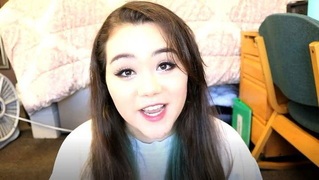 Sumi Appleberry - Age, Family, Bio | Famous Birthdays