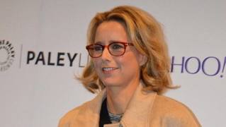 Tea Leoni - Age, Family, Bio | Famous Birthdays