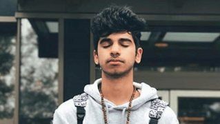 ZshowZ Rashid - Age, Family, Bio | Famous Birthdays