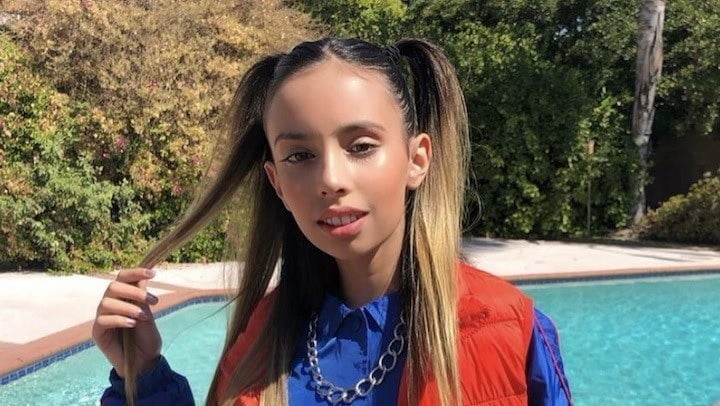 Hello Kylie Highlights | Famous Birthdays