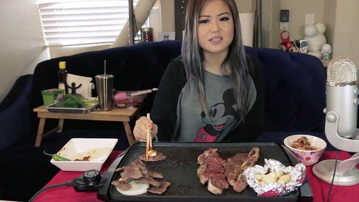 HyuneeEats Highlights | Famous Birthdays