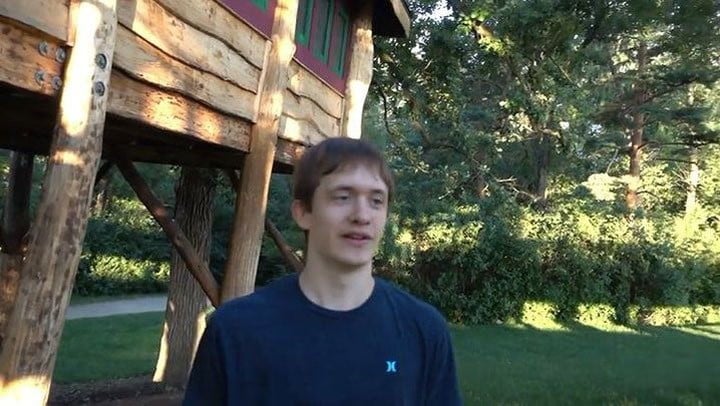 Ish13c Highlights | Famous Birthdays