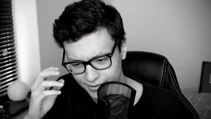 Mythymoo Highlights | Famous Birthdays