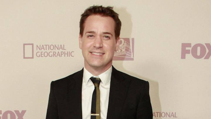 T.R. Knight - Age, Bio, Family | Famous Birthdays
